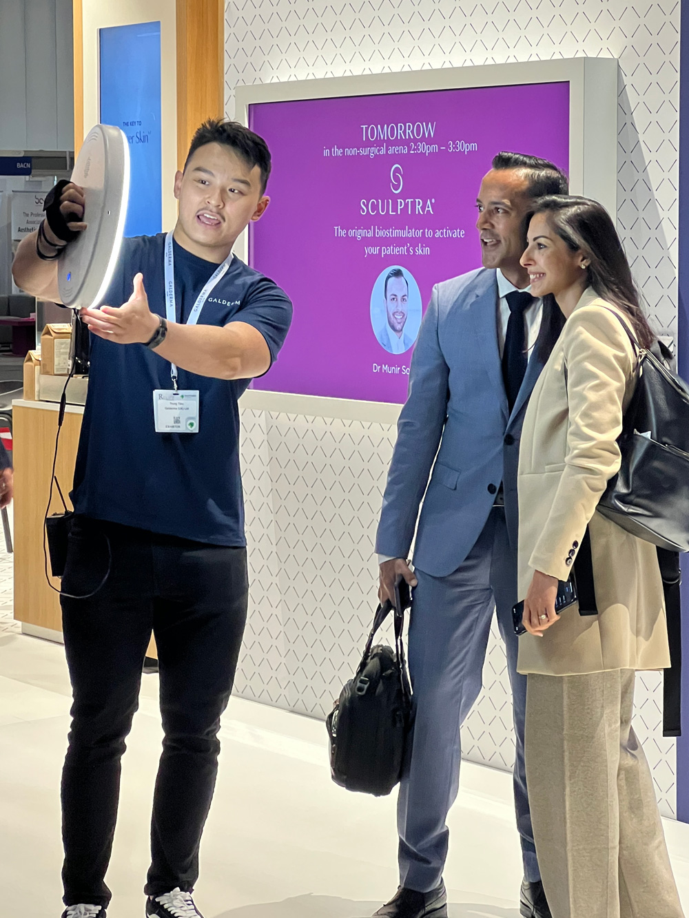 London Roaming Photo Booth Hire | Instant Photo Sharing | Social ...